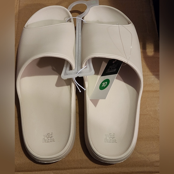 wild fable | Shoes | Wild Fable Offwhite Robbie Slide Sandals | Poshmark